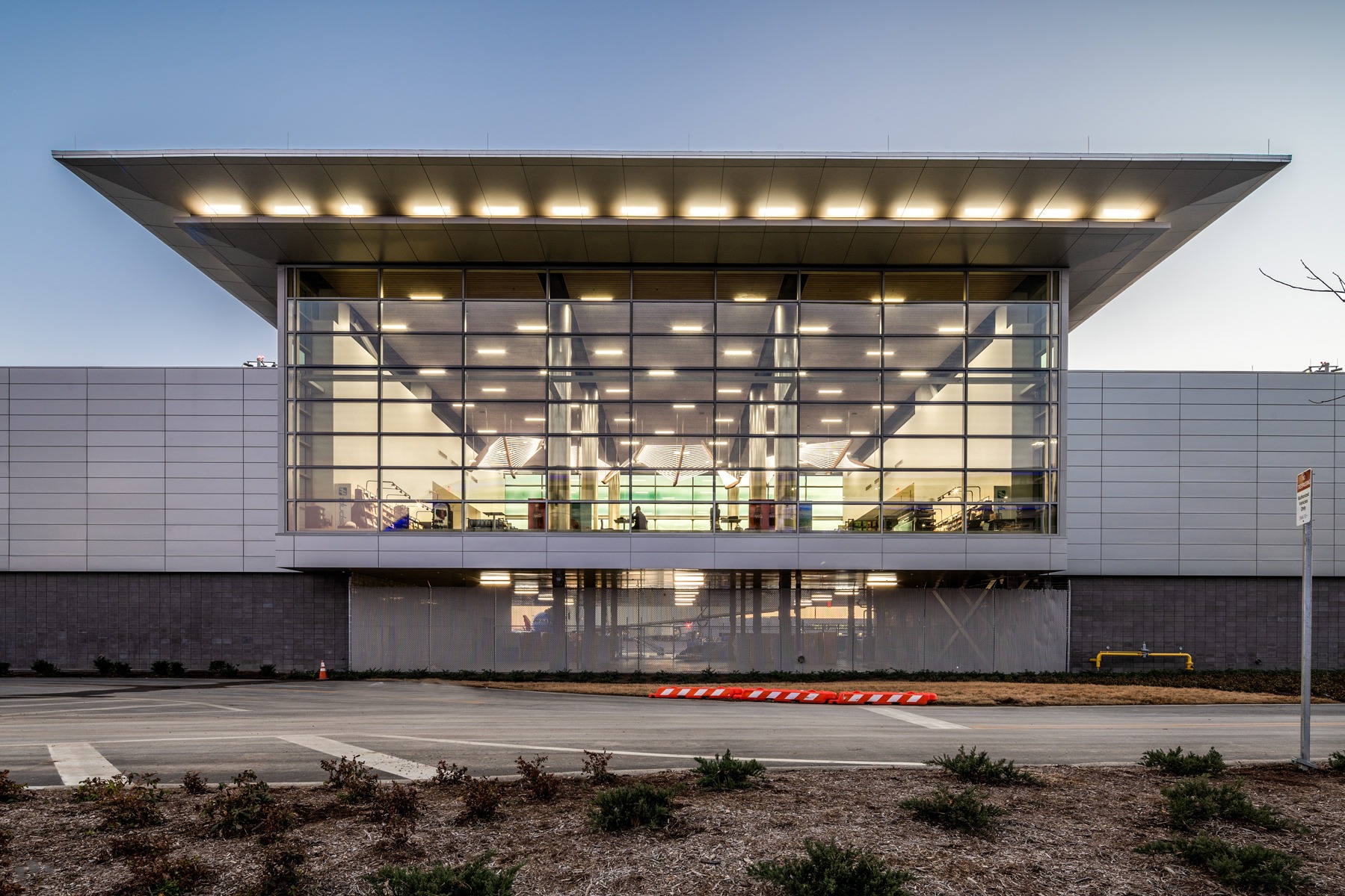 Nashville International Airport Concourse D and Terminal Wings – DBIA
